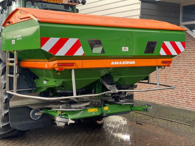 Afgeleverd in Olst, nieuwe Amazone ZA-V 3200 Profis Hydro kunstmest ...